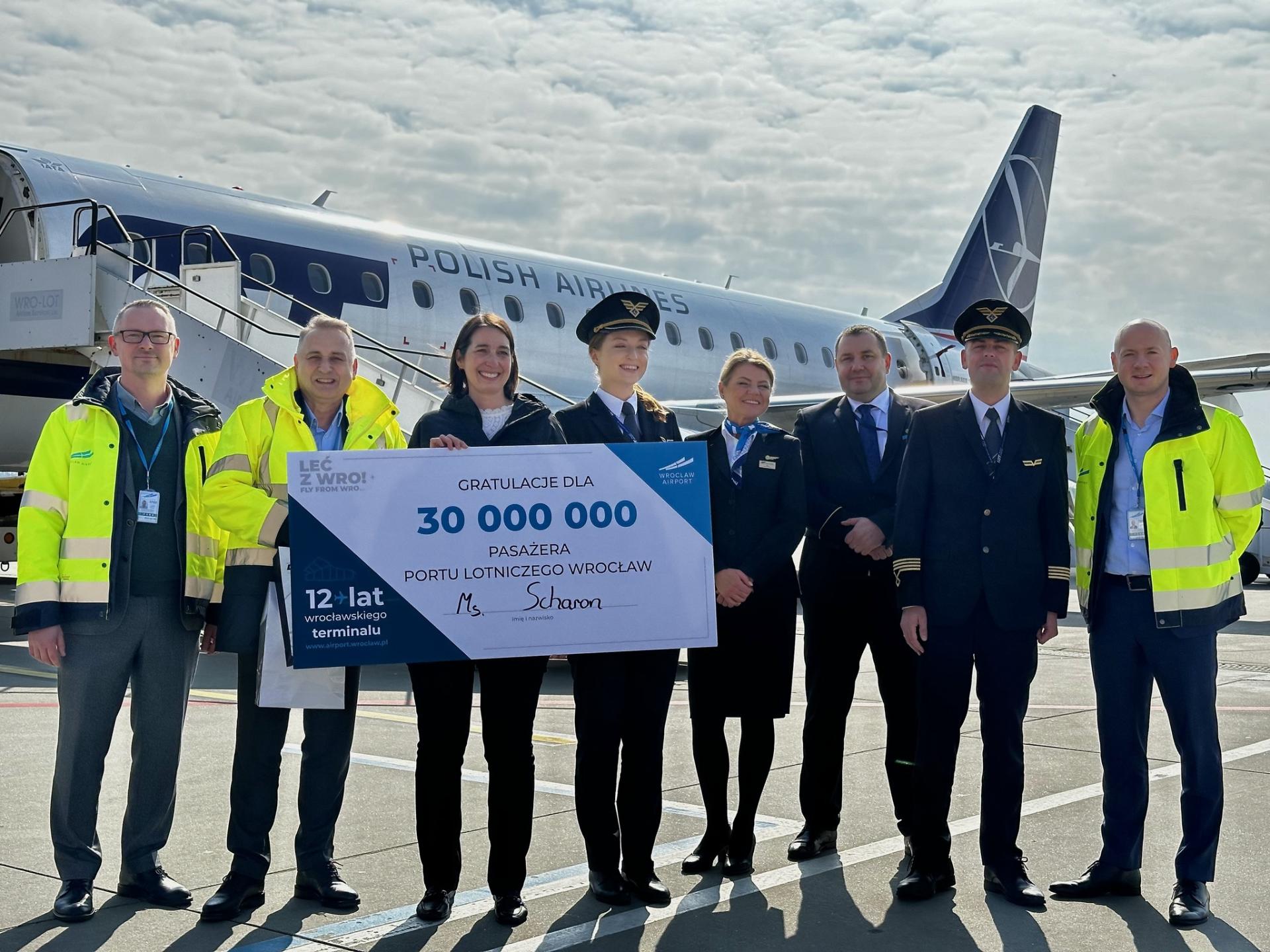 Wrocław: przez 12 lat lotnisko obsłużyło 30 mln pasażerów | dlapilota.pl